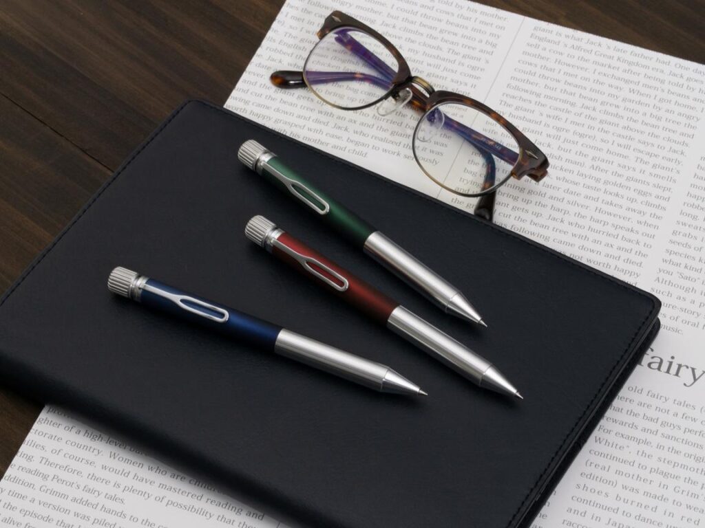 アルミ削り出しのパーツで軽量化されたゲルインキボールペン「SAKURA craft_lab 001アルミニウムエディション」 - sutero ...